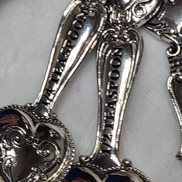 GANZ | Kitchen | Ganz Measuring Spoons Intricate Hearts 4 Piece Set ...